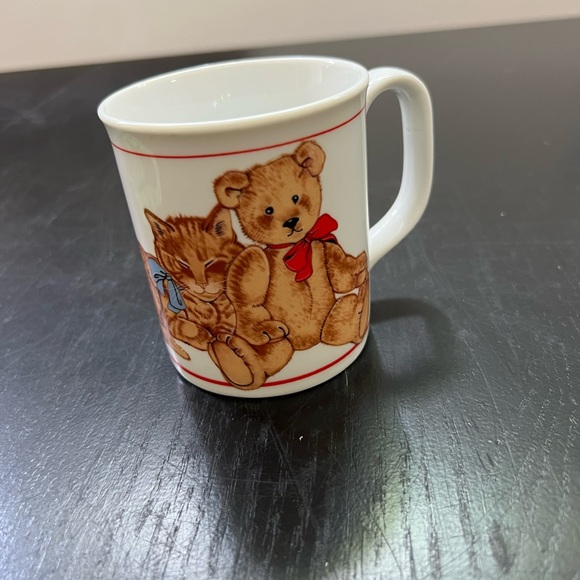 curzon | Dining | Vintage Curzon Cat Bear White Ceramic Mug | Poshmark